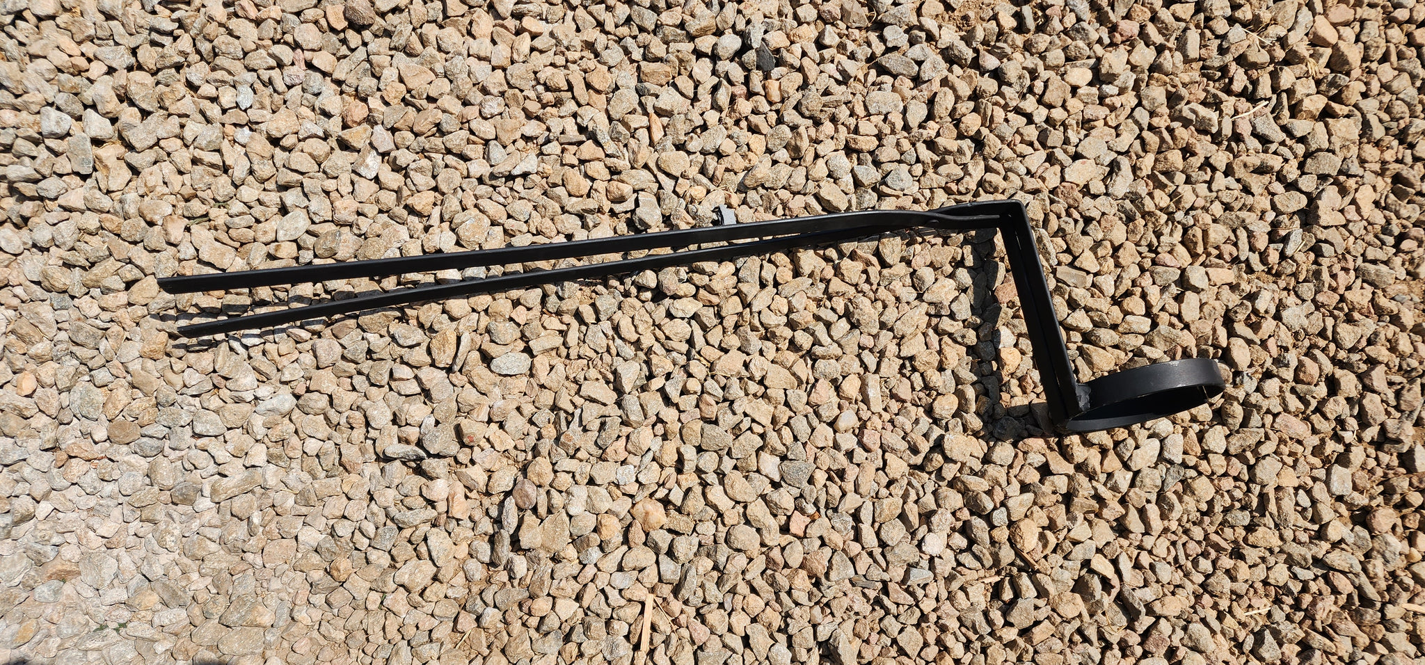 Lift & Pour Crucible Tongs (for A6 crucible) – Black Dragon Forge